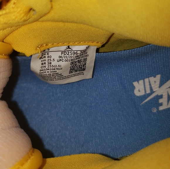 Nike | Shoes | Nike Air Jordan Retro High Og Reverse Laney | Poshmark